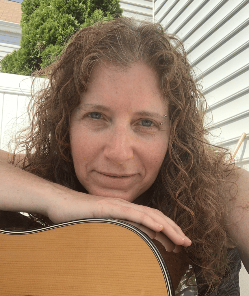 About Amelia - Aikotek